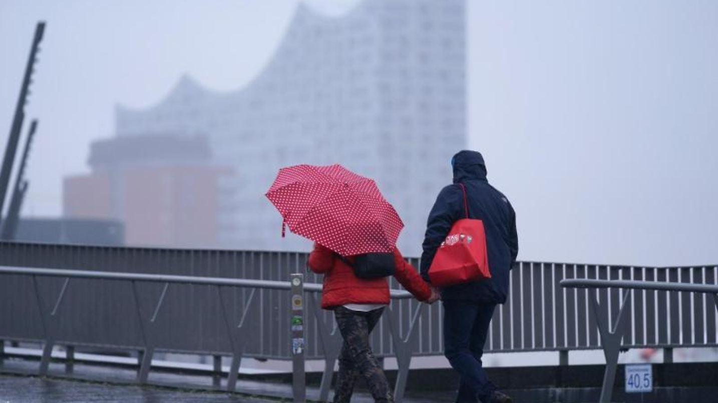 Unwetter durch Sturm AXEL: Viel Regen und Orkanböen in Teilen von ...