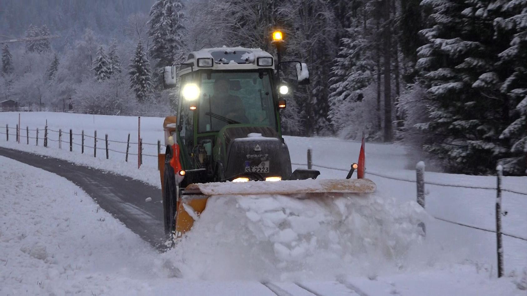 Winter-Comeback mit Kälte, Schnee und Frost: Sturm am Wochenende bringt Deutschland eisige ...