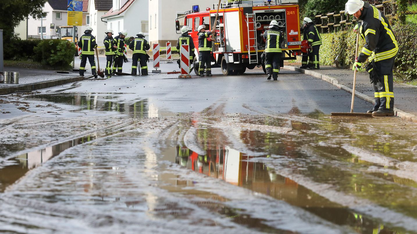 Unwetter Deutschland - Warnungen aktuell: Gewitter, Starkregen, Hagel, Sturmböen, Hochwasser ...
