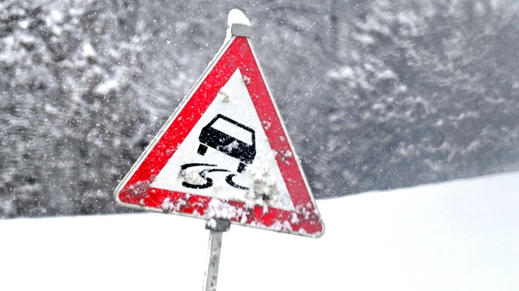 Unwetter-Warnungen Deutschland: Schnee, Schneeregen, Regen und Glatteis ...