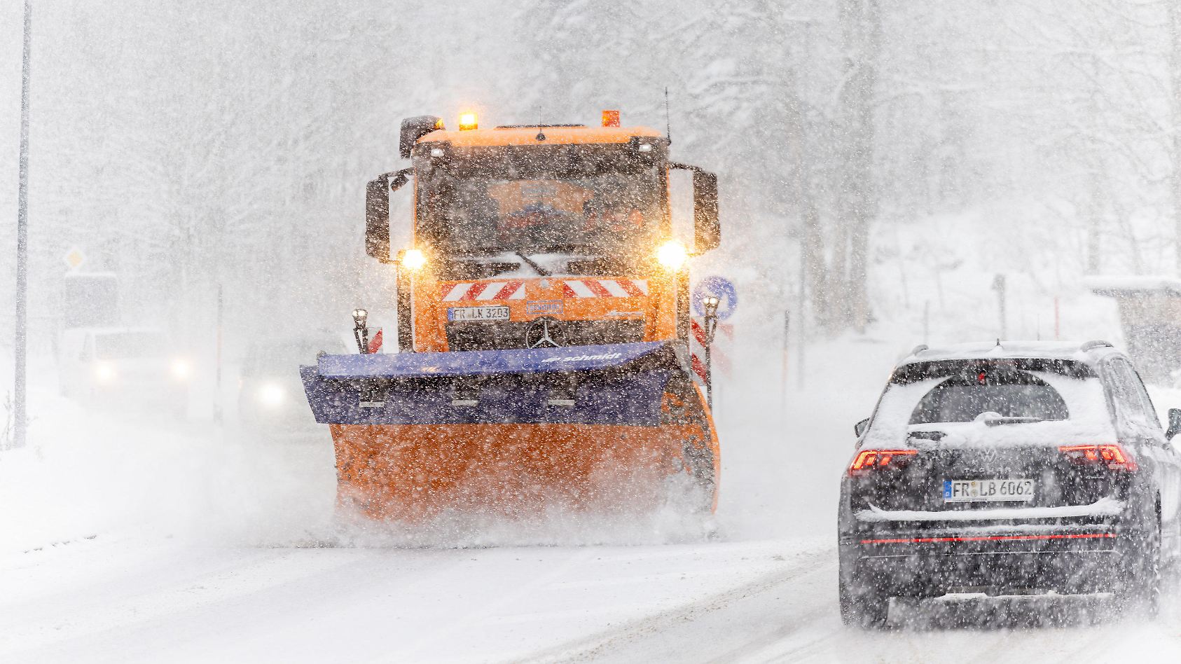 Wetter und Wetterthemen am 21. November: Schnee-Unwetter bringt bis 30 Zentimeter Schnee und -10 ...