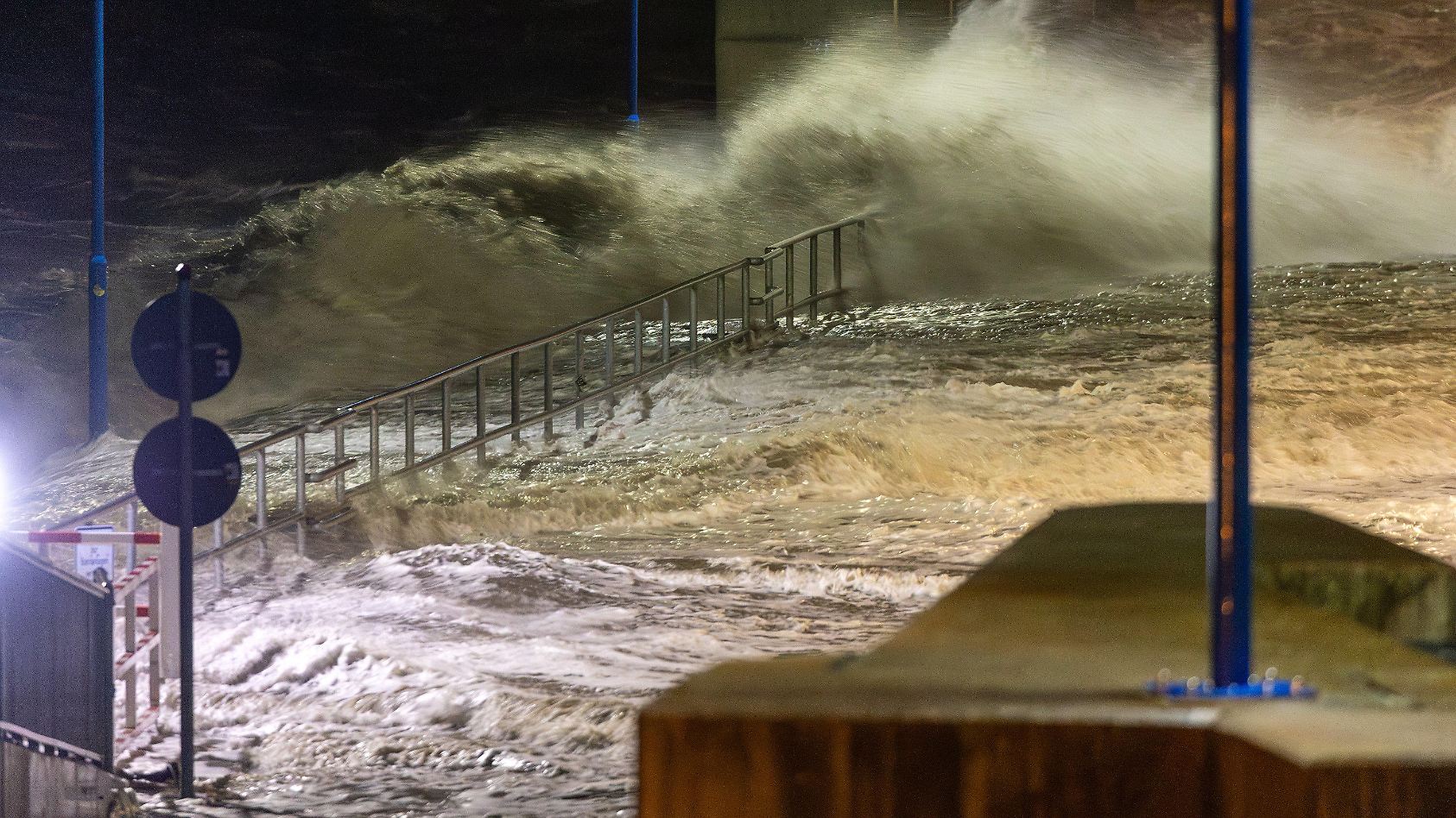 Wetter und Wetterthemen am 7. Januar: Sturmtief Bernd wütet im Norden Deutschlands | wetter.de