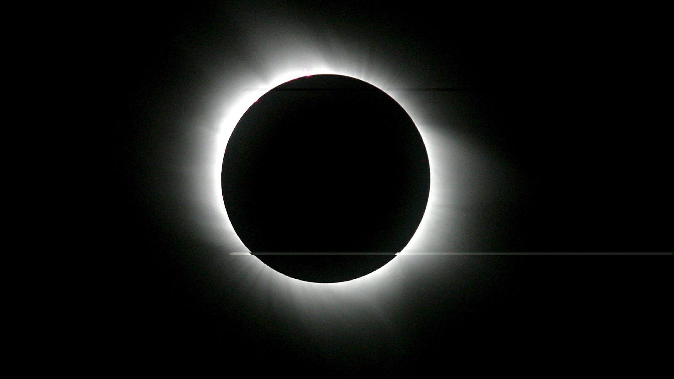 Partielle Sonnenfinsternis 29.03.2025 in Deutschland: Wann sieht man die Sonnenbedeckung heute ...