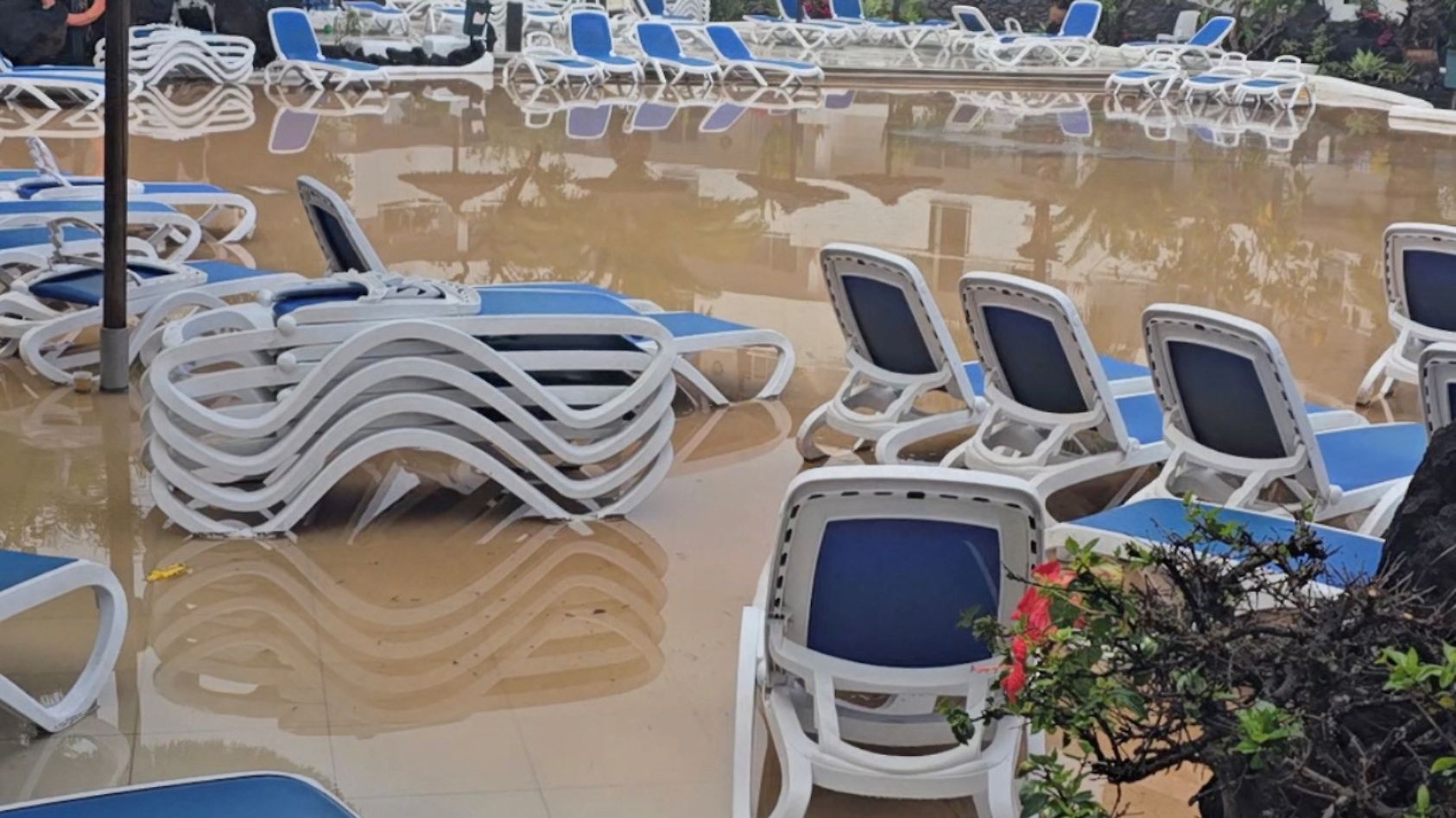 Unwetter Lanzarote: Bis zu 100 Liter Regen, Fluten und Notstand auf Urlaubsinsel | wetter.de