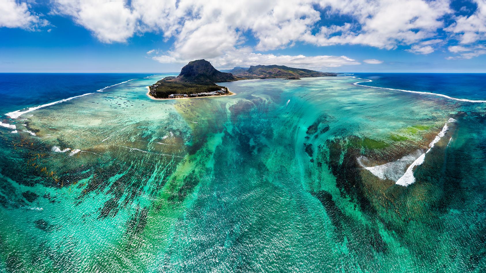 Unterwasser-Wasserfall bei Mauritius: Das steckt hinter dem ...